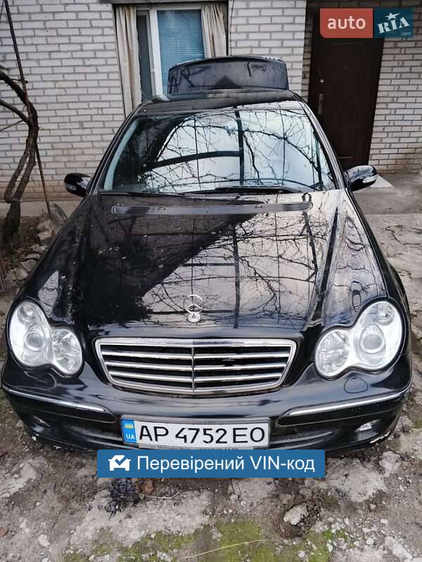 AUTO.RIA – Продам Мерседес-Бенц Ц-Клас 2005 (AP4752EO) бензин 1.8 седан бу у Запоріжжі, ціна ...