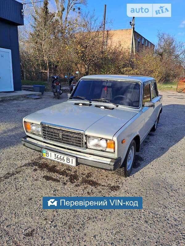 AUTO.RIA – Продам VAZ / Лада Сімка 2007 (BI3666BI) бензин 1.6 седан бу у Києві, ціна 1900 ...